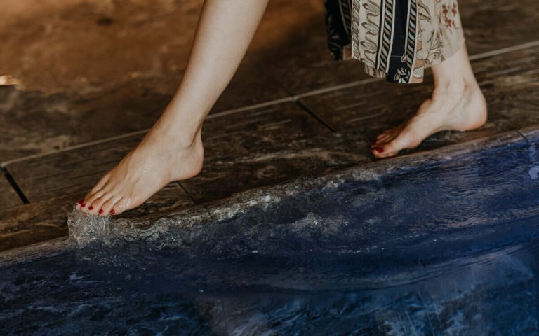 Padabhyanga: procedure & effect of the Ayurvedic foot massage